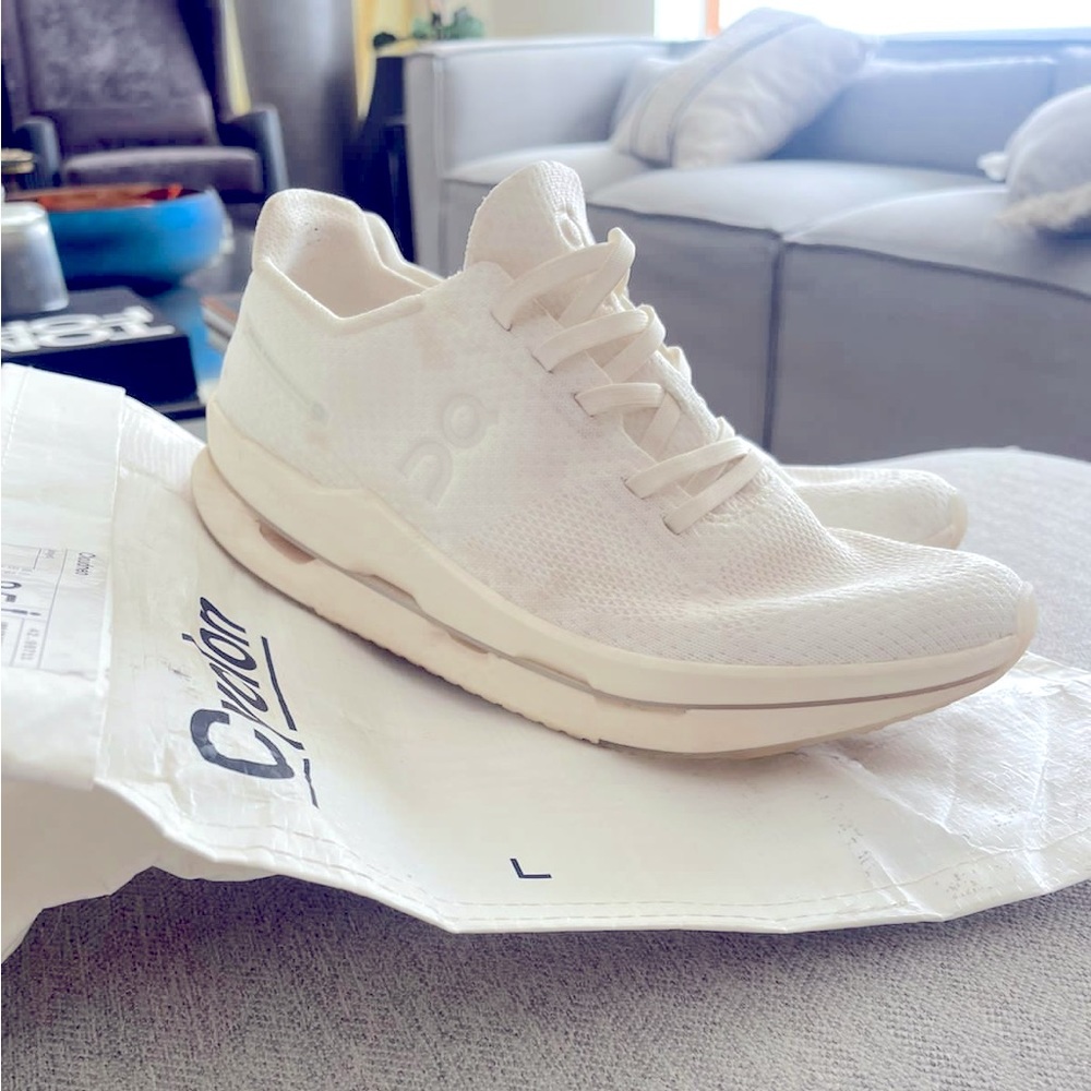 On Running Cyclon - Gem